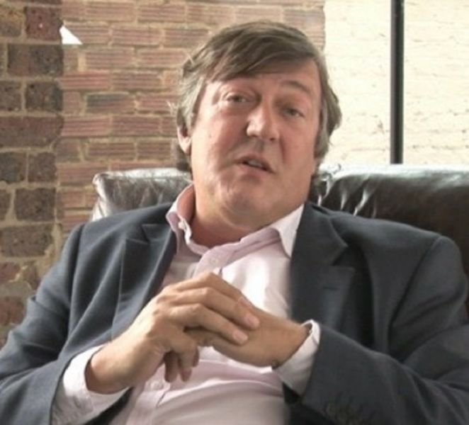 Stephen Fry weds young boyfriend Elliott Spencer, couple honors Oscar ...
